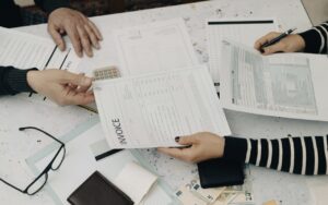 Apa itu Quotation? Fungsi, Jenis, Contoh, & Cara Membuatnya